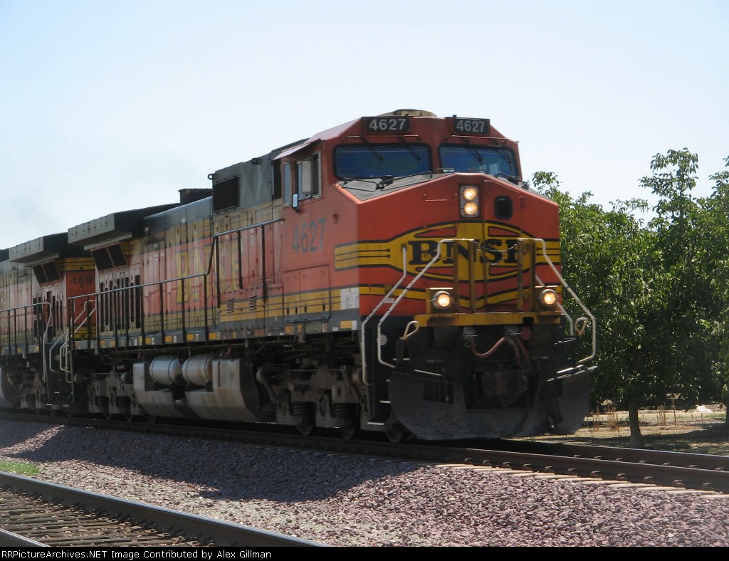 BNSF 4627 West